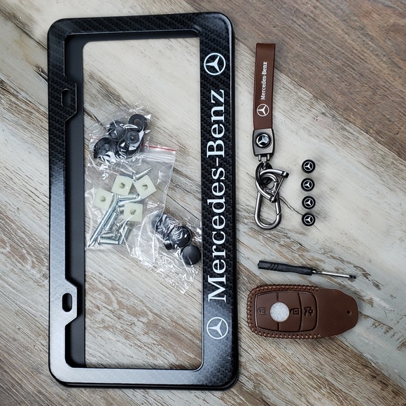 Mercedes | Other | Nwt Mercedes Benz Accessory Set 2 Tag Plates Leather ...
